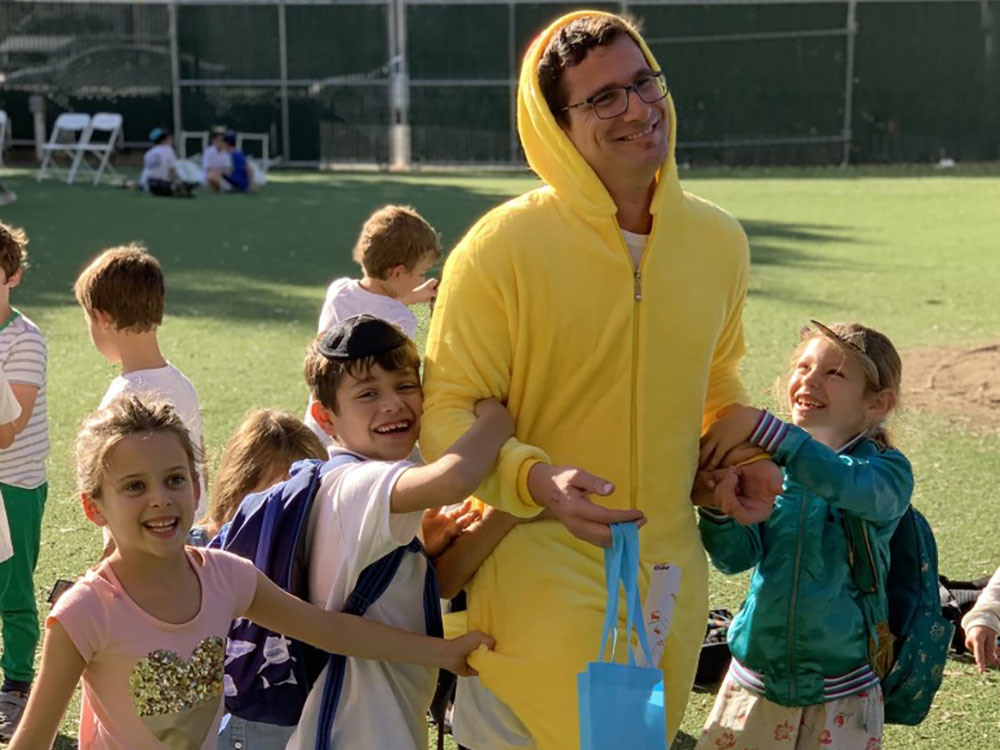 Family Programming | Temple Beth Am - Los Angeles Conservative Synagogue